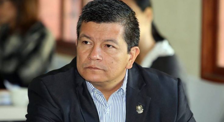 Manuel Flores y Carlos Ruiz aseguran que están trabajando para obtener ...