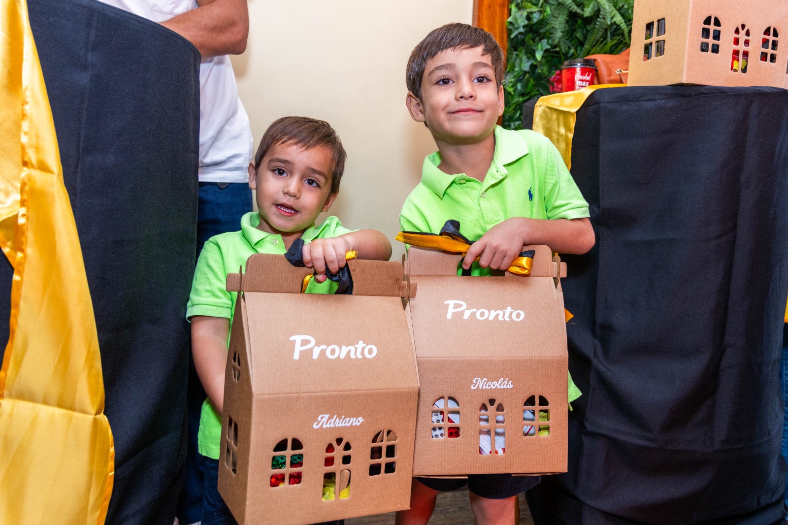 PRONTO presenta “Navidad en un instante” - En La Mira